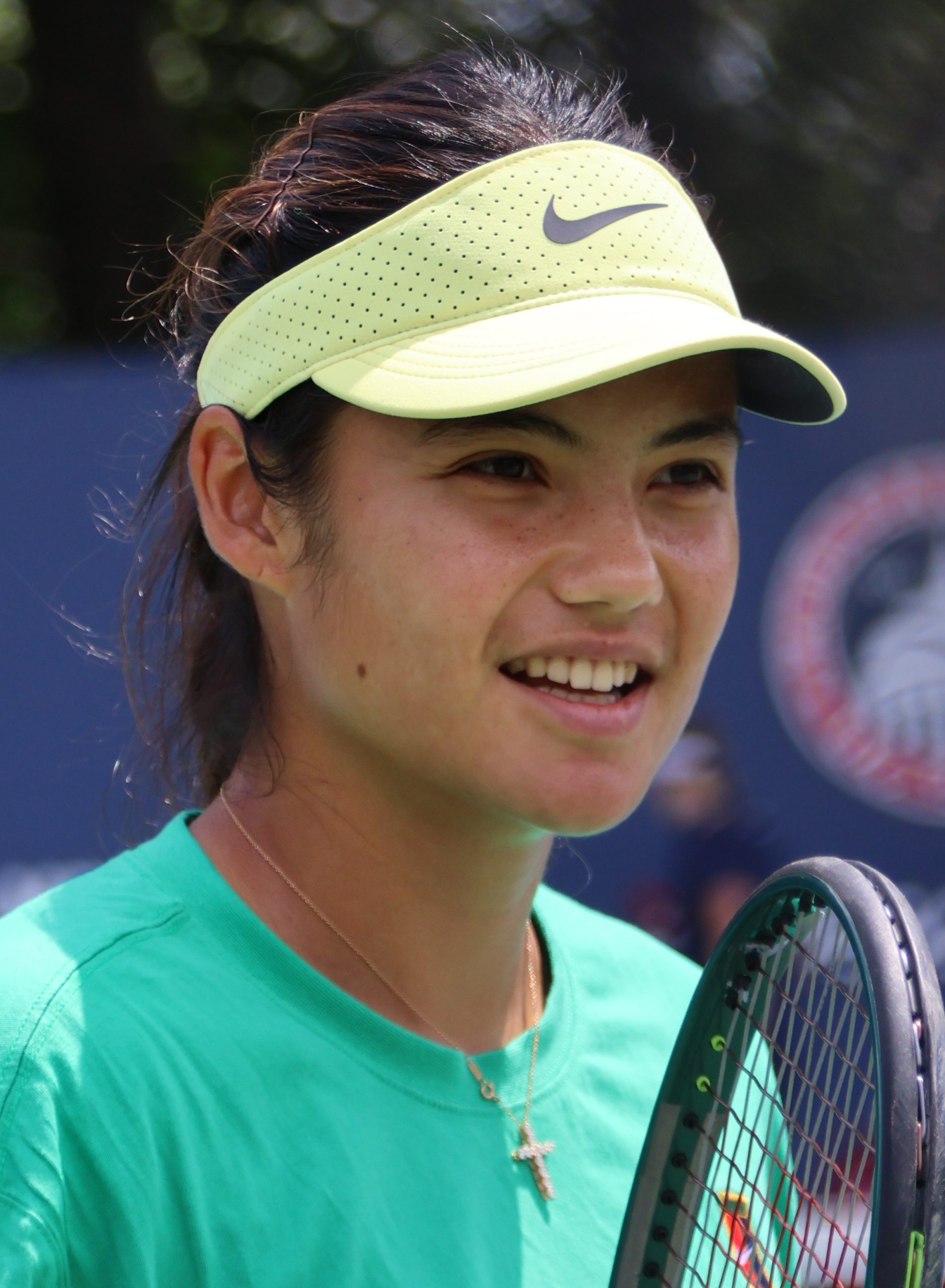 Emma Raducanu: A Ascensão da Jovem Estrela do Tênis – Bacana Notícias