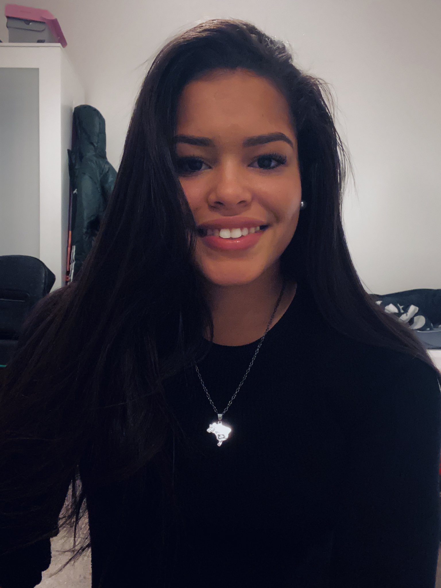 Ivana Fuso: A Promissora Jogadora que Encanta o Futebol Feminino – Bacana Notícias