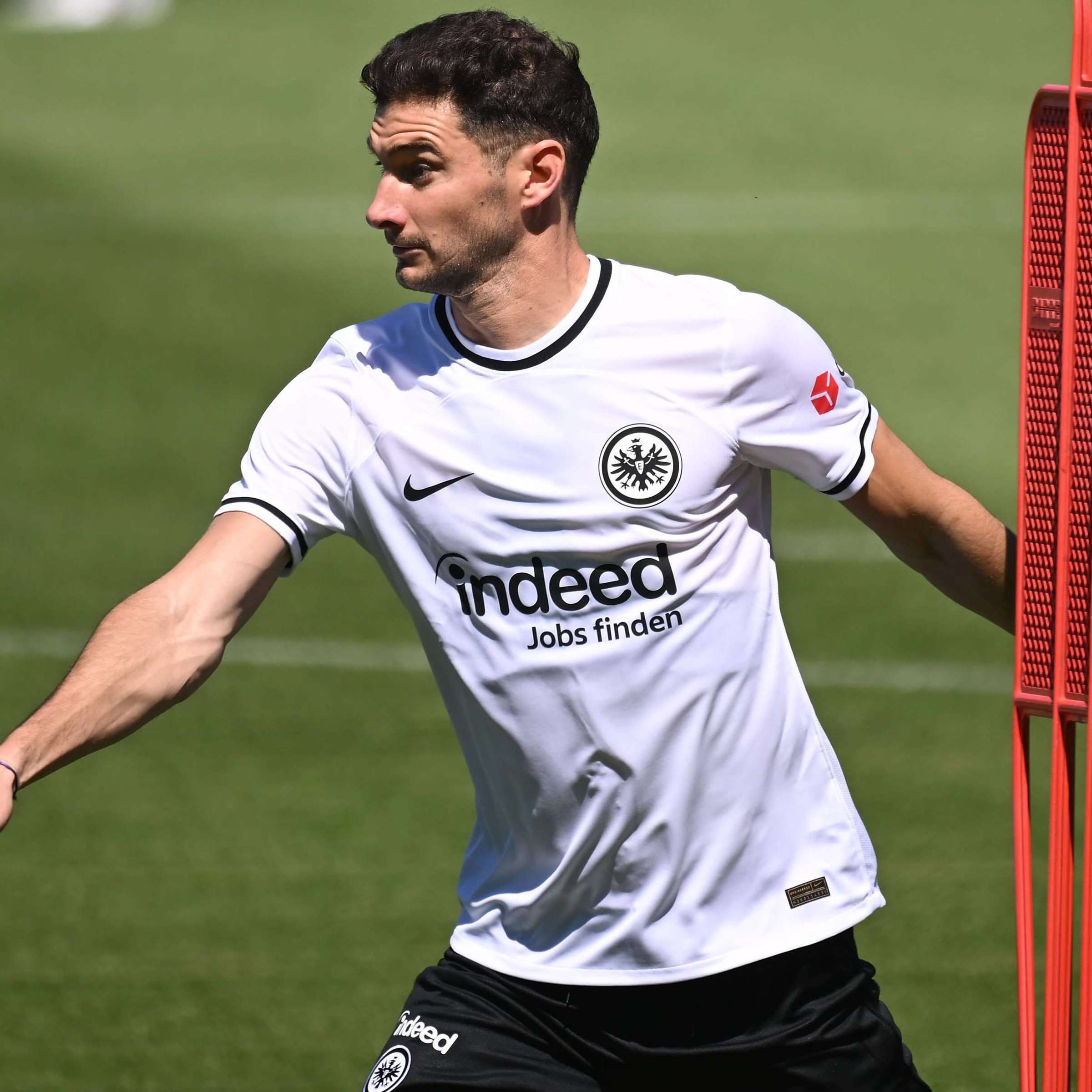 A Trajetória de Lucas Alario no Futebol Internacional – Bacana Notícias